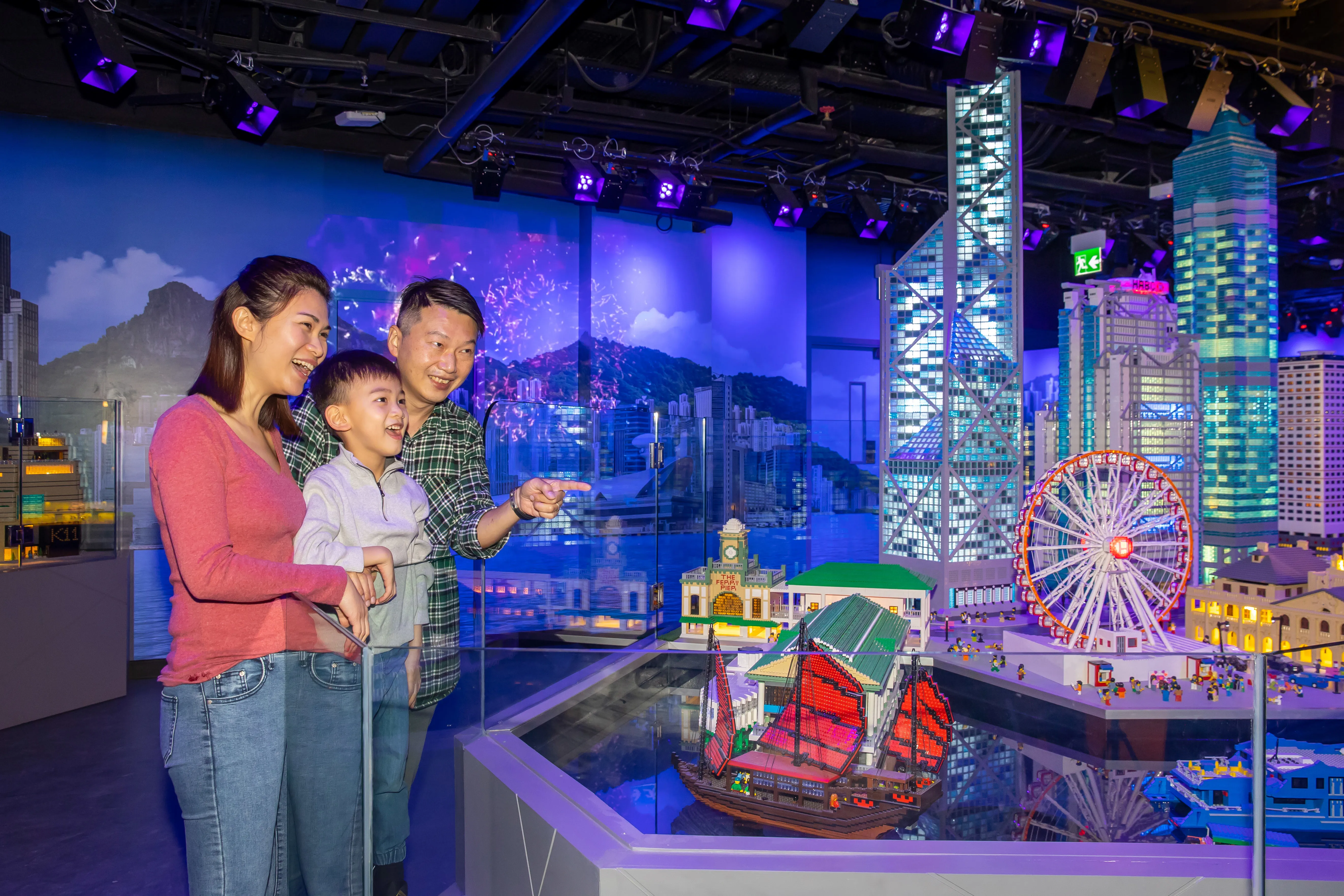 The Ultimate Indoor Playground for Kids | LEGOLAND Discovery Centre ...
