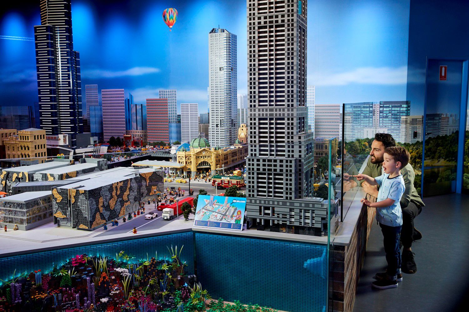 Build a LEGO® City - LEGOLAND® Discovery Centre Melbourne